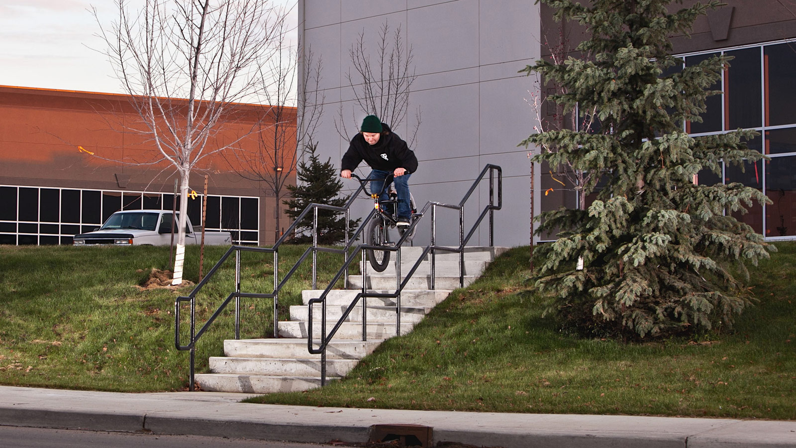 Riders – S&M Bikes