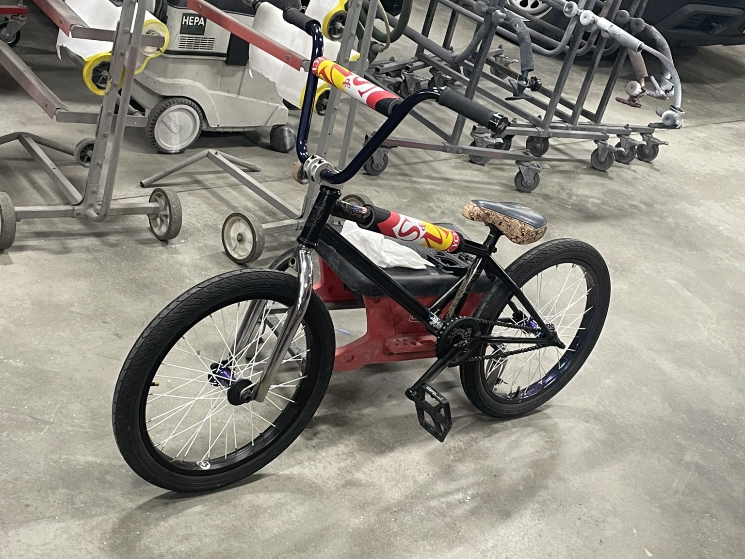 Ethan Corrigan’s Cam Wood V2 – S&M Bikes